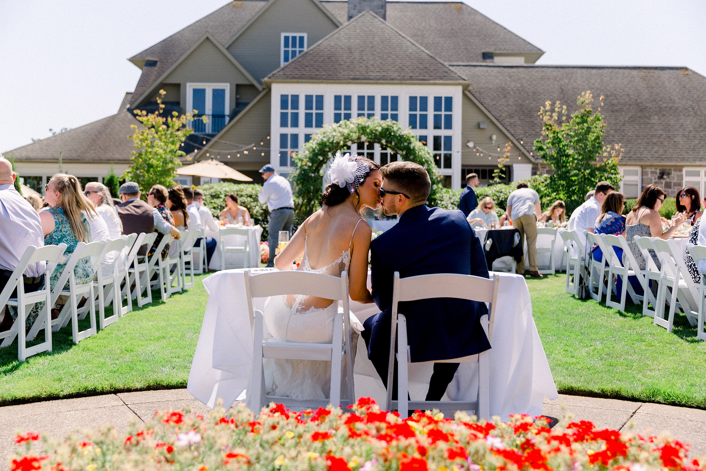 Michelle + Jason Oregon Golf Club Wedding - deylahussphotography.com